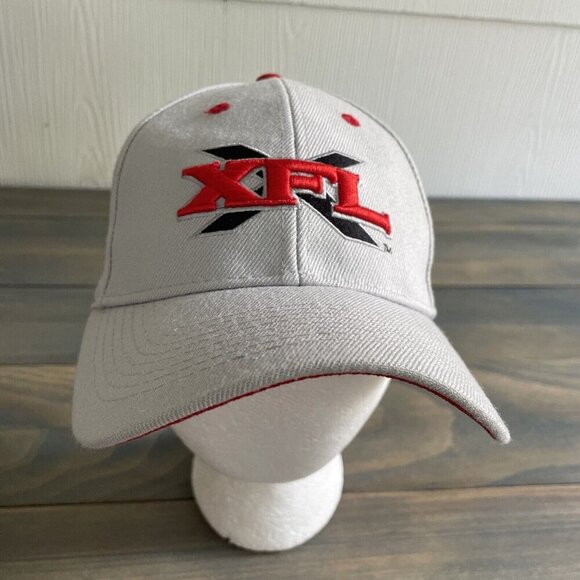 XFL | Accessories | Rare Vintage 200s Xfl Football Snapback Hat Wwf Wwe ...